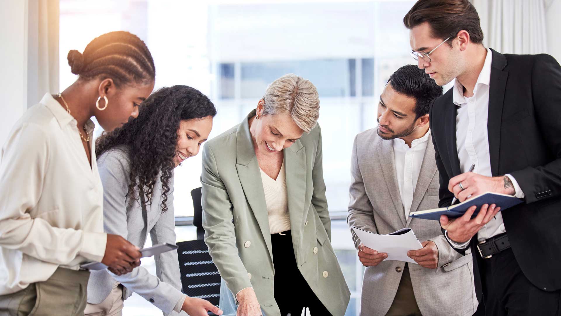 Connext vs. Microsourcing: More Than a Headcount Solution | Connext